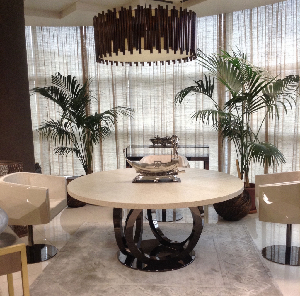 FENDI DINING TABLE + 4 CRYSTAL ARMCHAIR - shadeh luxury group